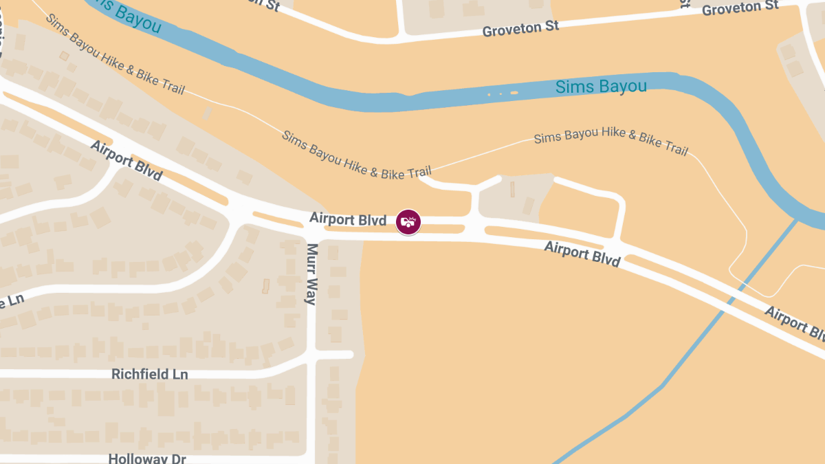 Houston, TX – Car Crash With Injuries Reported at 5213 Airport Blvd