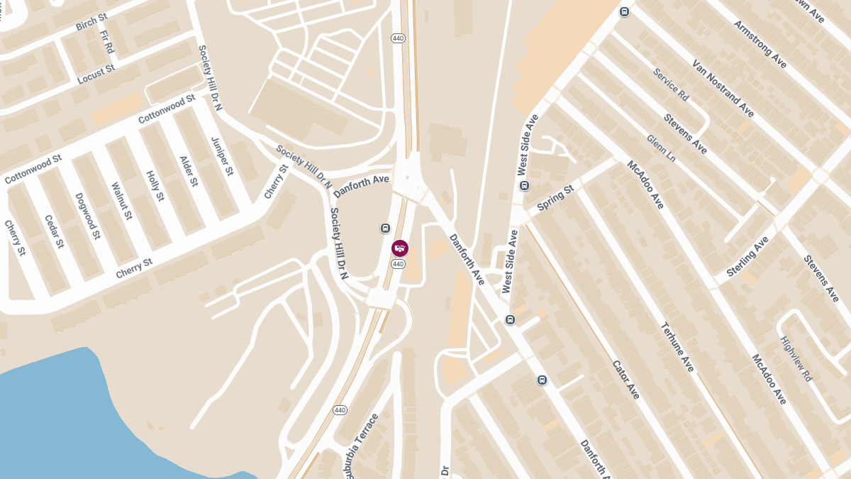 Jersey City, NJ – Crash with Entrapment Reported on NJ-440 at Intersection